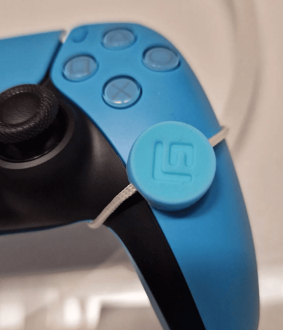 FLOATING GRIP Mounts | Simple Wall Mounts for Gaming